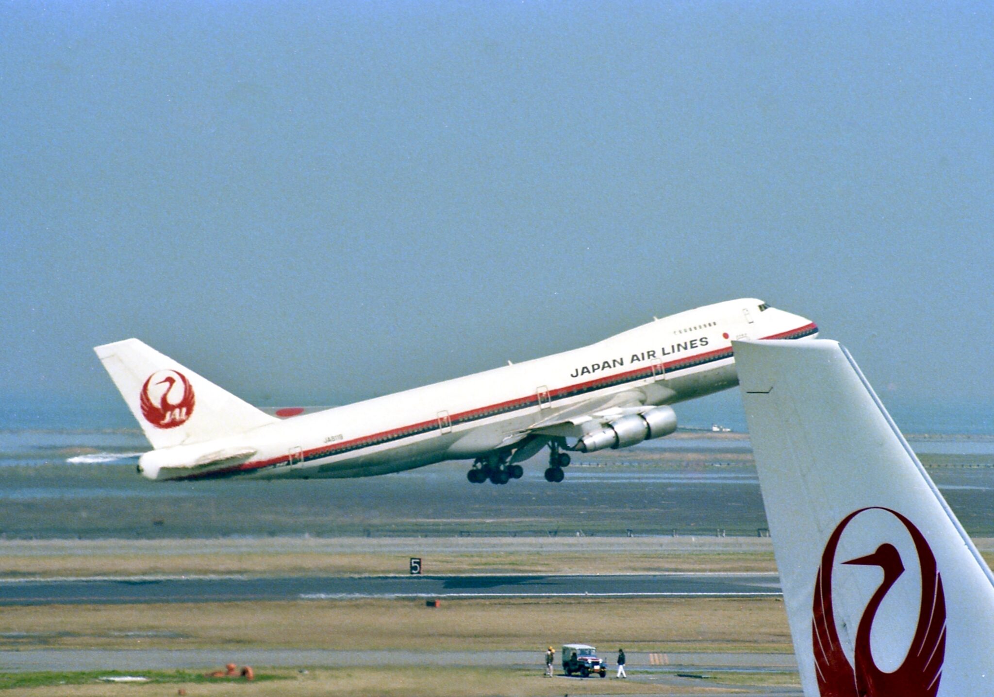 御巣鷹山の記憶を未来へつなぐ航空事故絶滅への思い | Avian Wing